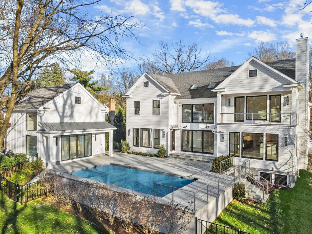 Riverside, CT - Modern Home - Demasi Architects